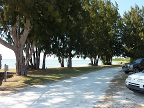 Neales on Wheels: Manatee Cove FamCamp
