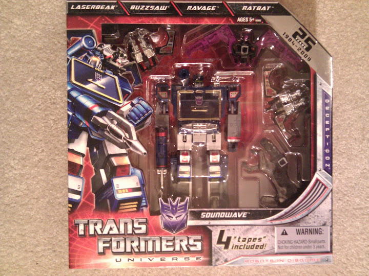 SDCC Soundwave and other Transformers | TFW2005 - The 2005 Boards