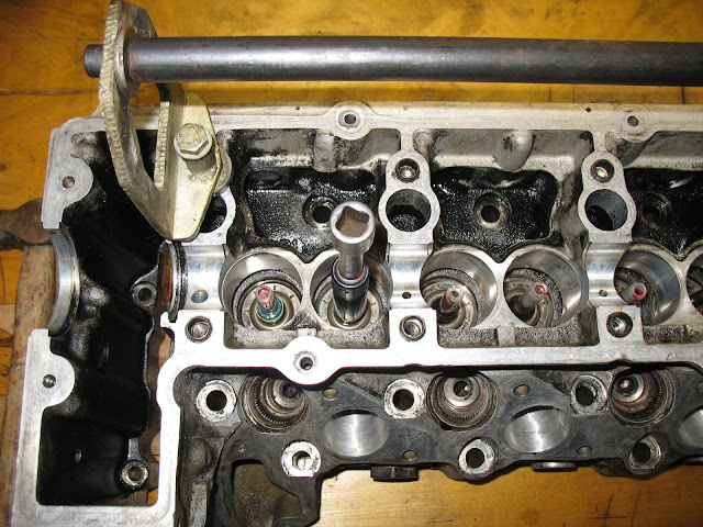 '90 300D -- OM602 delivery valve seals and head gasket replacement ...