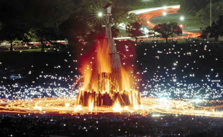 Post your favorite pictures of bonfire | TexAgs