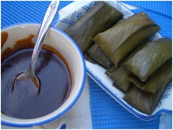 Tacloban Daily Photo: Suman latik