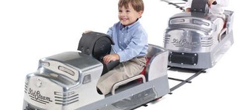 Rideable Train Makes Ricky Schroder Jealous | Yum Yum Matt