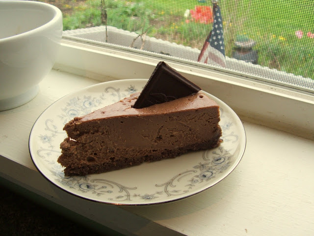 dark chocolate chili cheesecake