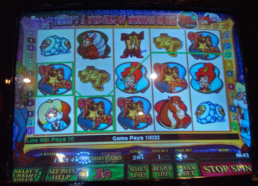 ...to hit the Jackpot!: Penny Slots (video reels)