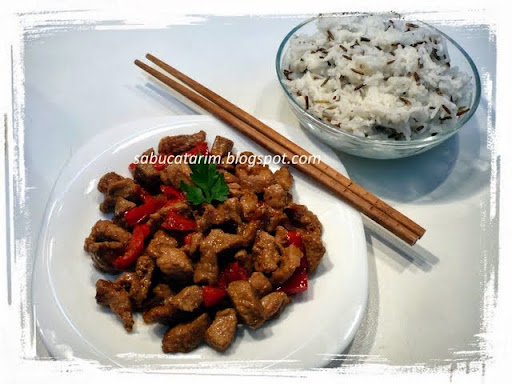 Porc picant cu legume și orez basmati – Să bucătărim