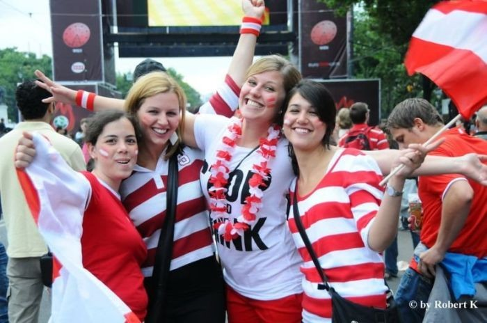 Women Fans at The World Cup | Amusing Planet