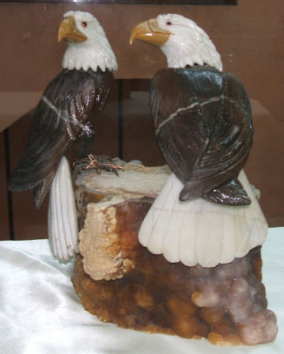 Art In Stone Pareja De Aguilas