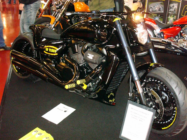 Custom 9's | M109 Rider Forums