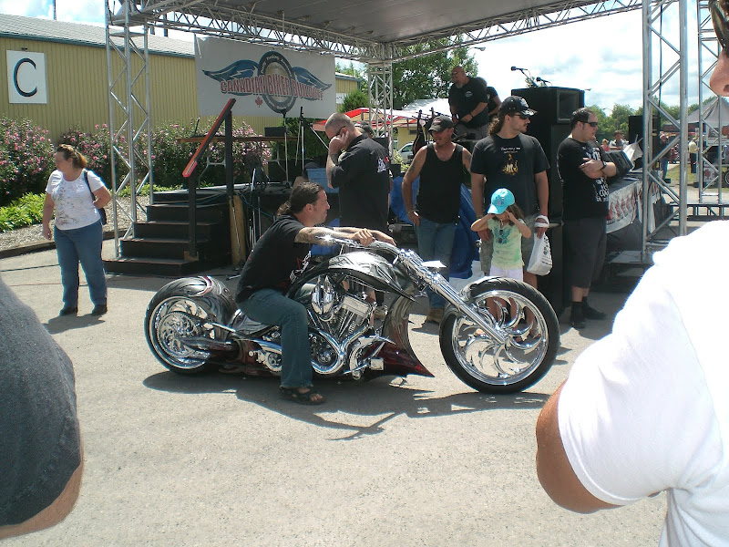 Canadian Biker Build Off | Honda Shadow Forums