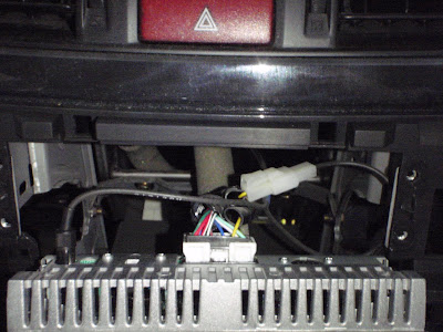 Daniel Ballinger's FishOfPrey.com: Installing a new stereo in a 2003 ...