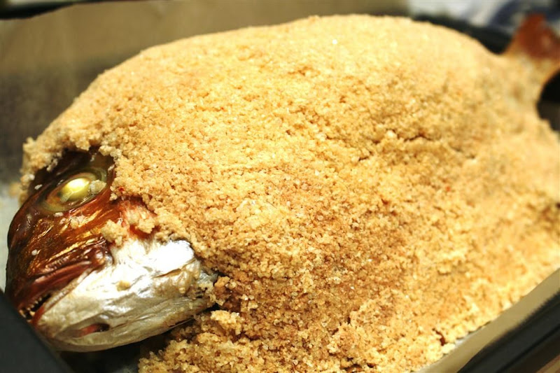 Whisky Green Tea: Whole Fish Baked in Chilli Salt