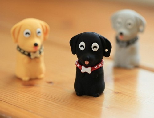 D i s k - O n - K e y: Dog USB flash drive