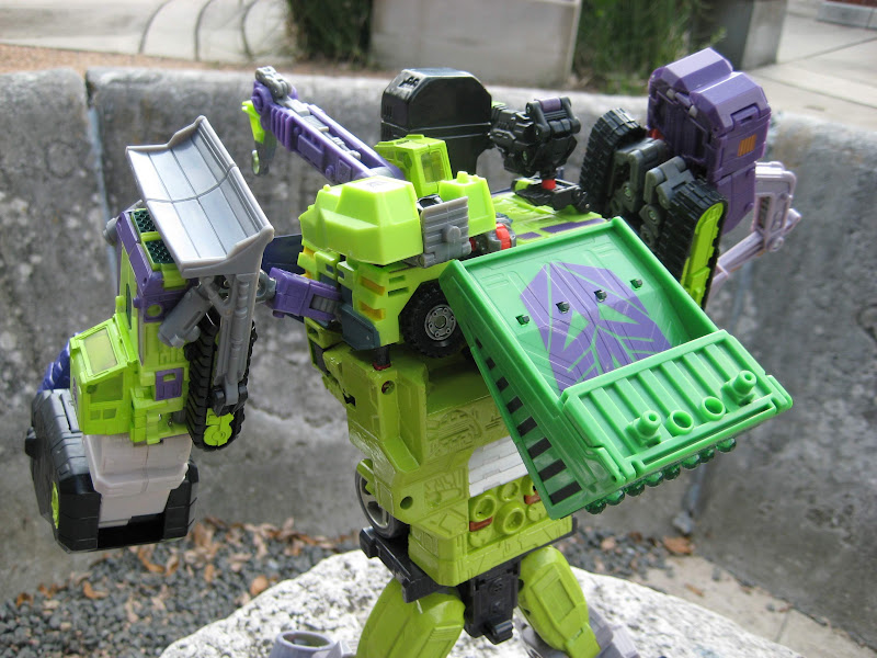 Heavy/Scratch: - Constructicons merge for the kill! Form DEVASTATOR ...