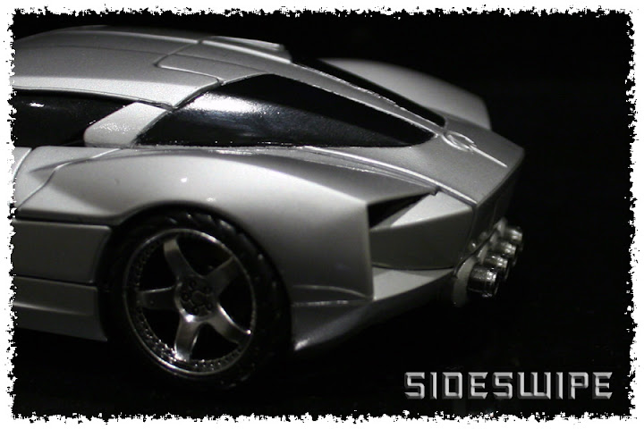 Custom Transformers ROTF Sideswipe | TFW2005 - The 2005 Boards