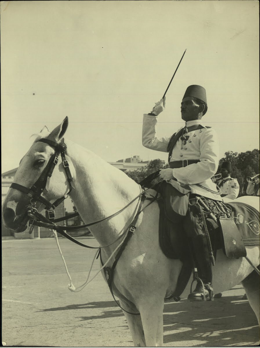 Body Guard King Farouk Of Egypt + Palace, Cairo - John Phillips ...