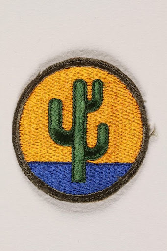 US Army 103rd Infantry Division shoulder sleeve patch with a green ...