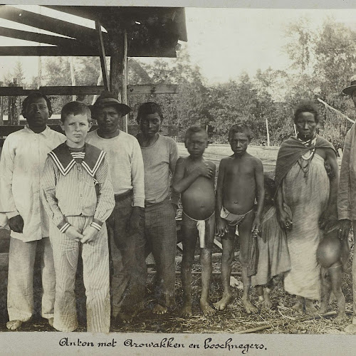 Anton met Arowakken en Marrons, Hendrik Doijer, 1903 - 1910 - Rijksmuseum