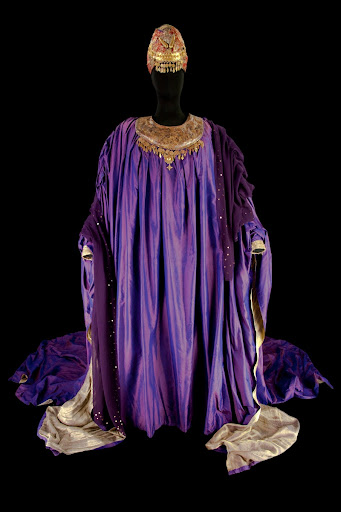 Costume de Didon dans l'opéra "Didon et Énée" de Henry Purcell - Pet ...