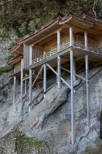 Mt. Mitoku Sanbutsu ji Temple, Misasa-cho, Touhaku District, Japan ...