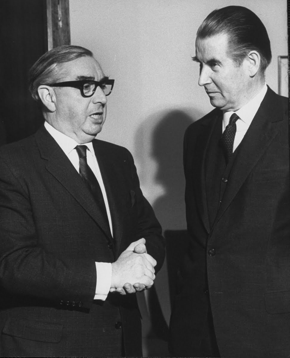 Gerhard Schröder — Google Arts & Culture