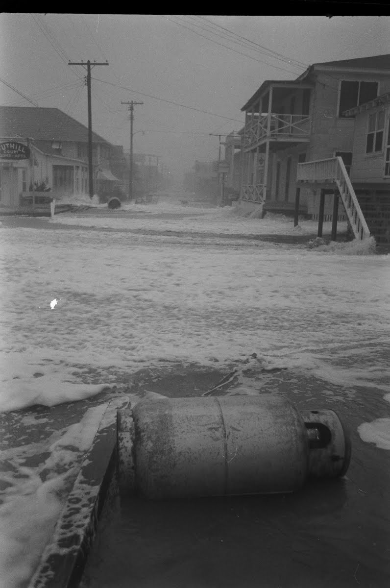 Hurricane Hazel In Washington, North Carolina - Hank Walker — Google ...
