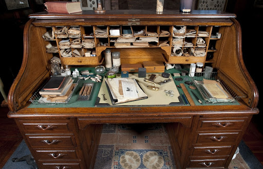 Thomas Edison's Laboratory Desk — Google Arts & Culture